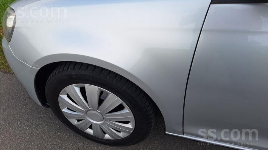 Pelēks Volkswagen Golf 2011 Rīga, ar dzinēja tilpumu 1.60 L un nobraukumu 289 tūkst. km par 2500 €, foto 15 vietnē AUTOMOTO.COM.LV