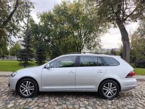 Grey Volkswagen Golf 2011 in Jelgava, with an engine capacity of 1.60 L and mileage of 240 thousand km for 4650 €, photo 6 on AUTOMOTO.COM.LV