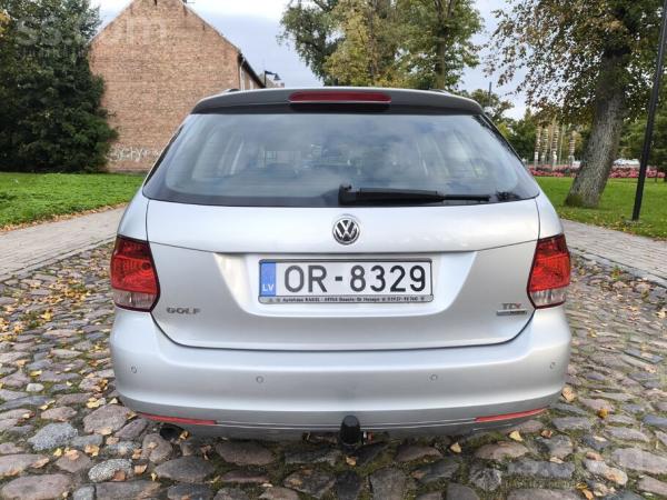 Volkswagen Golf 2011 Jelgava vietnē Pelēks Volkswagen Golf 2011 Jelgava, ar dzinēja tilpumu 1.60 L un nobraukumu 240 tūkst. km par 4650 €, foto 9 vietnē AUTOMOTO.COM.LV