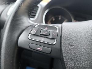 Grey Volkswagen Golf 2011 in Jelgava, with an engine capacity of 1.60 L and mileage of 240 thousand km for 4650 €, photo 20 on AUTOMOTO.COM.LV
