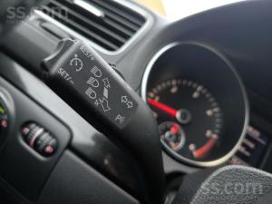 Grey Volkswagen Golf 2011 in Jelgava, with an engine capacity of 1.60 L and mileage of 240 thousand km for 4650 €, photo 21 on AUTOMOTO.COM.LV