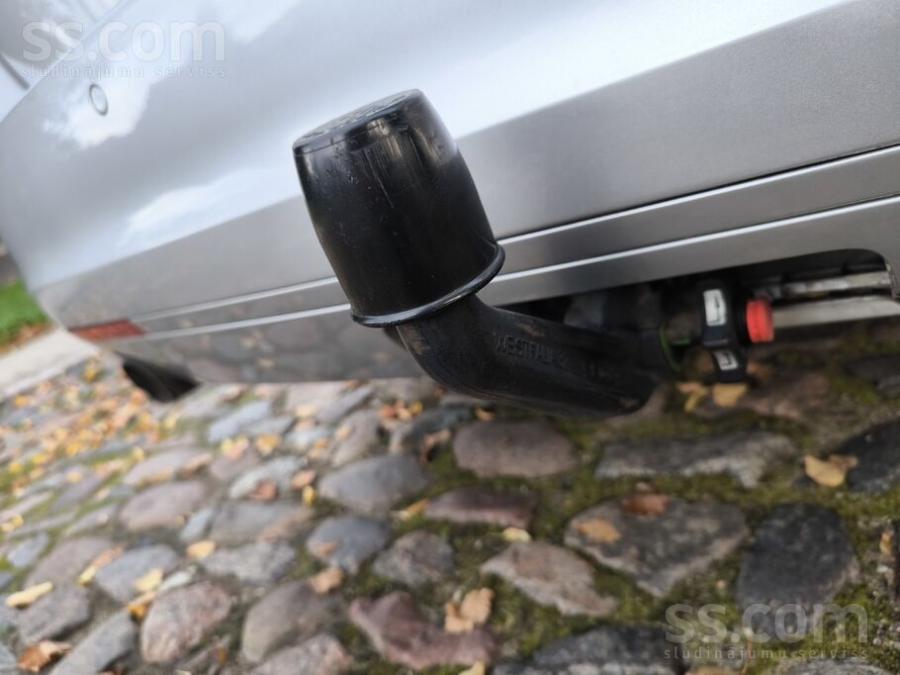 Grey Volkswagen Golf 2011 in Jelgava, with an engine capacity of 1.60 L and mileage of 240 thousand km for 4650 €, photo 31 on AUTOMOTO.COM.LV