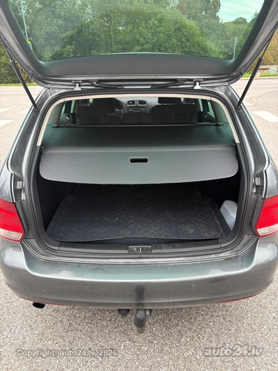 Pelēks Volkswagen Golf 2011 Viljandi, ar dzinēja tilpumu 1.60 L un nobraukumu 229 tūkst. km par 4390 €, foto 12 vietnē AUTOMOTO.COM.LV
