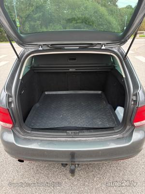 Pelēks Volkswagen Golf 2011 Viljandi, ar dzinēja tilpumu 1.60 L un nobraukumu 229 tūkst. km par 4390 €, foto 13 vietnē AUTOMOTO.COM.LV