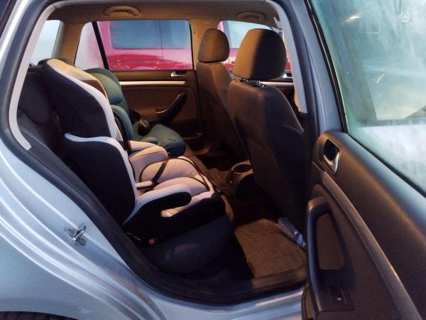 Pelēks Volkswagen Golf 2012 Šauļi, ar dzinēja tilpumu 1.60 L un nobraukumu 185 tūkst. km par 4900 €, foto 11 vietnē AUTOMOTO.COM.LV