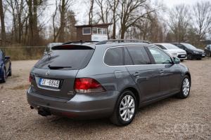 Grey Volkswagen Golf 2012 in Liepaja, with an engine capacity of 1.60 L and mileage of 277 thousand km for 4700 €, photo 6 on AUTOMOTO.COM.LV