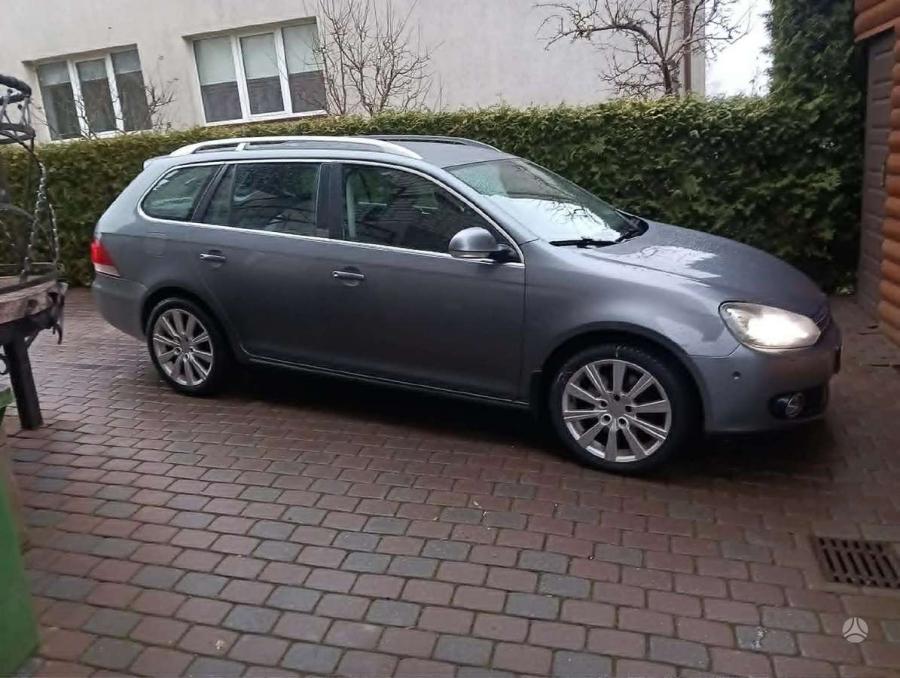Grey Volkswagen Golf 2012 in Telschi, with an engine capacity of 1.97 L and mileage of 360 thousand km for 4300 €, photo 11 on AUTOMOTO.COM.LV