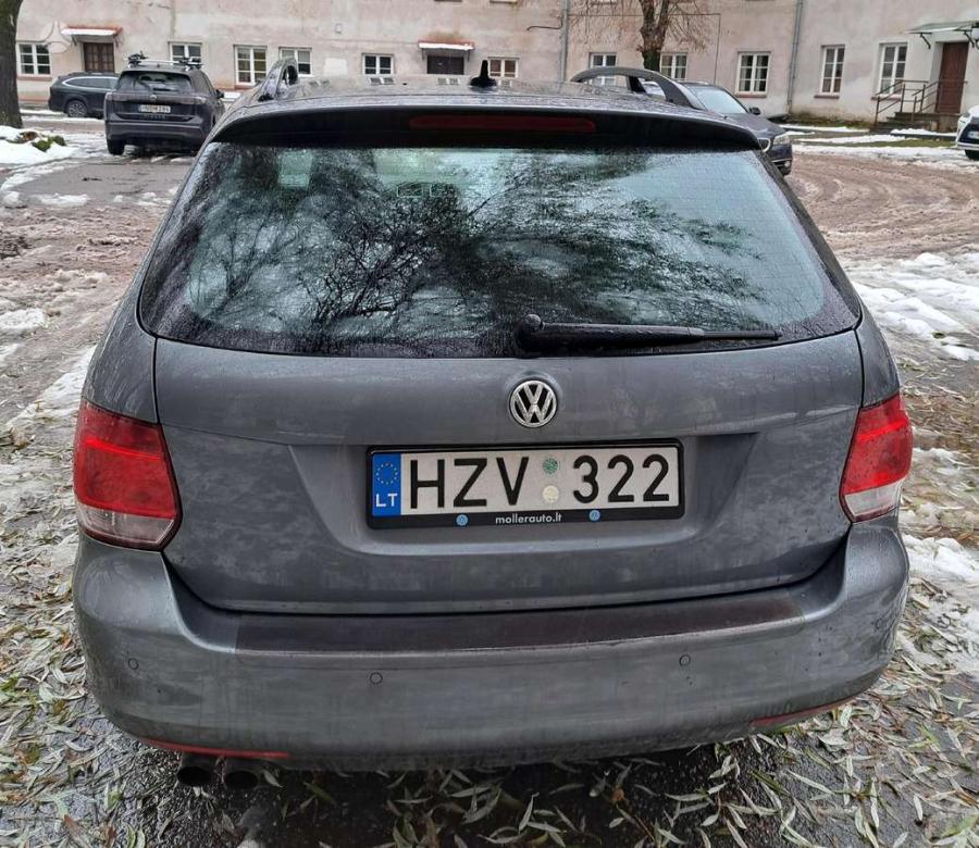Grey Volkswagen Golf 2012 in Vilnius, with an engine capacity of 1.97 L and mileage of 227 thousand km for 2800 €, photo 4 on AUTOMOTO.COM.LV