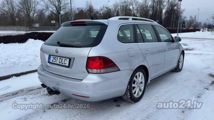 Grey Volkswagen Golf 2012 in Johvi, with an engine capacity of 2.00 L and mileage of 307 thousand km for 4990 €, photo 8 on AUTOMOTO.COM.LV