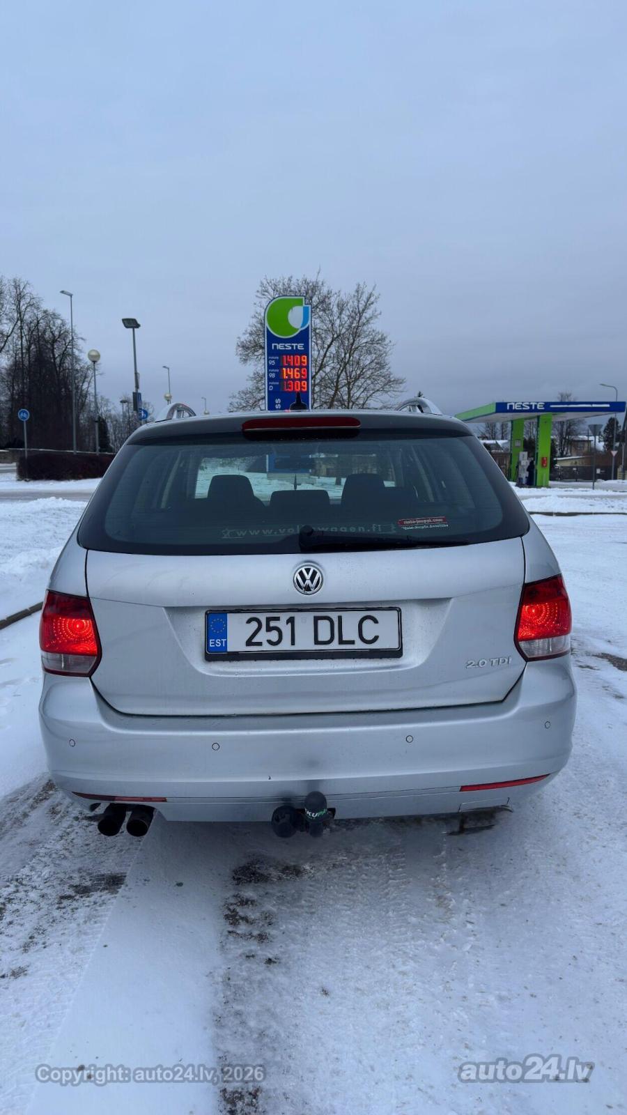 Grey Volkswagen Golf 2012 in Johvi, with an engine capacity of 2.00 L and mileage of 307 thousand km for 4990 €, photo 9 on AUTOMOTO.COM.LV