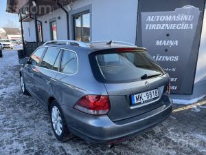 Grey Volkswagen Golf 2012 in Talsi, with an engine capacity of 1.60 L and mileage of 258 thousand km for 3700 €, photo 24 on AUTOMOTO.COM.LV