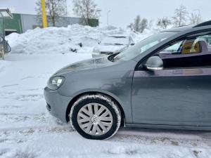 Grey Volkswagen Golf 2012 in Siauliai, with an engine capacity of 1.60 L and mileage of 247 thousand km for 4100 €, photo 5 on AUTOMOTO.COM.LV