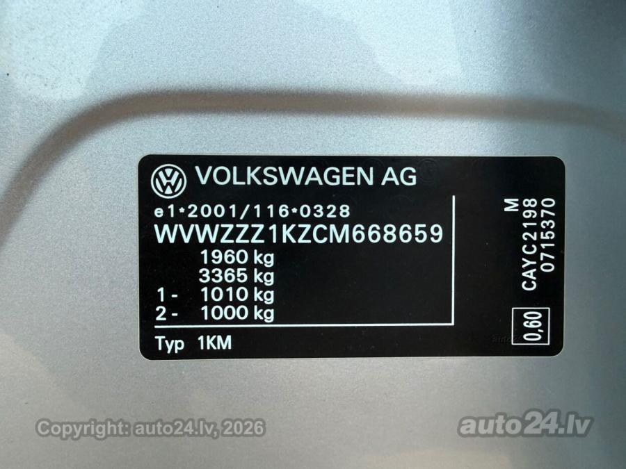 Pelēks Volkswagen Golf 2012 Tartu, ar dzinēja tilpumu 1.60 L un nobraukumu 0 tūkst. km par 3599 €, foto 23 vietnē AUTOMOTO.COM.LV