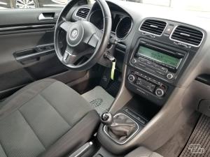 Pelēks Volkswagen Golf 2012 Kauņa, ar dzinēja tilpumu 1.20 L un nobraukumu 194 tūkst. km par 3550 €, foto 12 vietnē AUTOMOTO.COM.LV