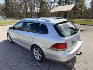 Pelēks Volkswagen Golf 2012 Tallina, ar dzinēja tilpumu 2.00 L un nobraukumu 298 tūkst. km par 5100 €, foto 5 vietnē AUTOMOTO.COM.LV