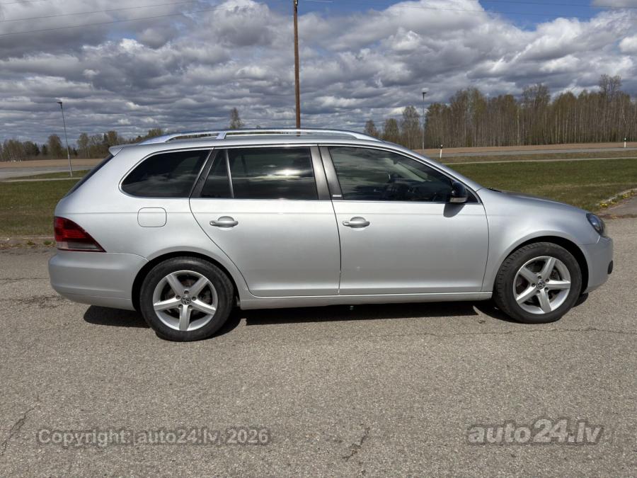 Pelēks Volkswagen Golf 2012 Tallina, ar dzinēja tilpumu 2.00 L un nobraukumu 298 tūkst. km par 5100 €, foto 7 vietnē AUTOMOTO.COM.LV