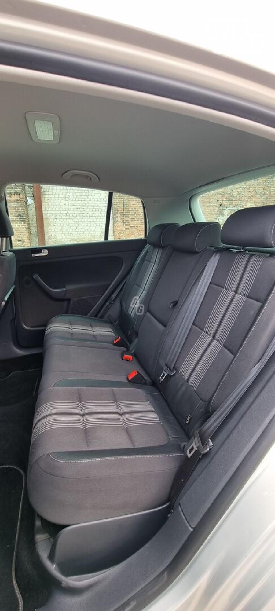 Pelēks Volkswagen Golf 2012 Kėdainiai, ar dzinēja tilpumu 1.20 L un nobraukumu 149 tūkst. km par 5799 €, foto 17 vietnē AUTOMOTO.COM.LV