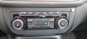 Grey Volkswagen Golf 2012 in Kedainiai, with an engine capacity of 1.20 L and mileage of 149 thousand km for 5799 €, photo 22 on AUTOMOTO.COM.LV
