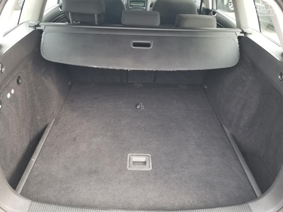 Grey Volkswagen Golf 2012 in Kaunas, with an engine capacity of 1.20 L and mileage of 194 thousand km for 3250 €, photo 20 on AUTOMOTO.COM.LV