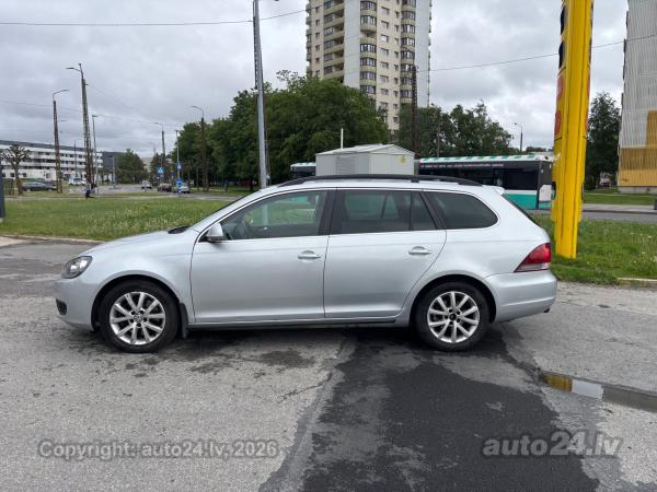 Pelēks Volkswagen Golf 2012 Tallina, ar dzinēja tilpumu 1.60 L un nobraukumu 308 tūkst. km par 3499 €, foto 5 vietnē AUTOMOTO.COM.LV