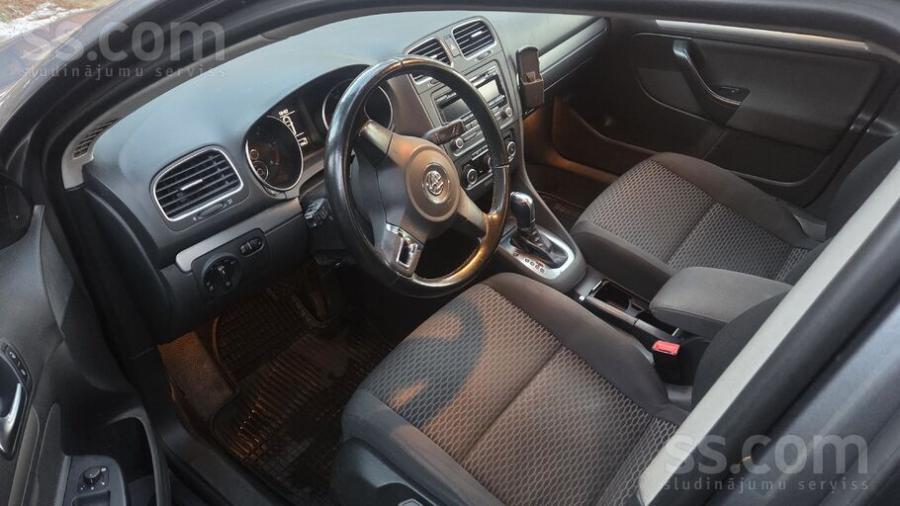 Pelēks Volkswagen Golf 2012 Jūrmala, ar dzinēja tilpumu 1.60 L un nobraukumu 241 tūkst. km par 3500 €, foto 7 vietnē AUTOMOTO.COM.LV
