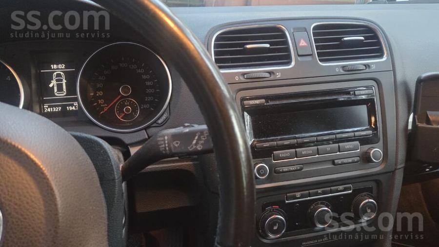 Pelēks Volkswagen Golf 2012 Jūrmala, ar dzinēja tilpumu 1.60 L un nobraukumu 241 tūkst. km par 3500 €, foto 8 vietnē AUTOMOTO.COM.LV