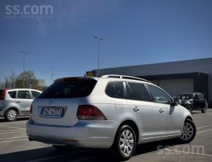 Grey Volkswagen Golf 2012 in Jelgava, with an engine capacity of 1.60 L and mileage of 0 thousand km for 3450 €, photo 4 on AUTOMOTO.COM.LV