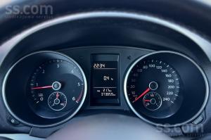 Grey Volkswagen Golf 2012 in Jelgava, with an engine capacity of 1.60 L and mileage of 0 thousand km for 3450 €, photo 15 on AUTOMOTO.COM.LV