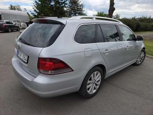 Grey Volkswagen Golf 2012 in Marijampole, with an engine capacity of 1.60 L and mileage of 282 thousand km for 2500 €, photo 8 on AUTOMOTO.COM.LV
