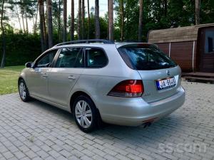Pelēks Volkswagen Golf 2012 Rīga, ar dzinēja tilpumu 1.40 L un nobraukumu 180 tūkst. km par 3500 €, foto 16 vietnē AUTOMOTO.COM.LV