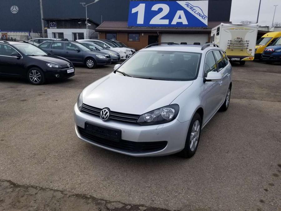 Pelēks Volkswagen Golf 2012 Kauņa, ar dzinēja tilpumu 1.20 L un nobraukumu 190 tūkst. km par 2990 €, foto 1 vietnē AUTOMOTO.COM.LV