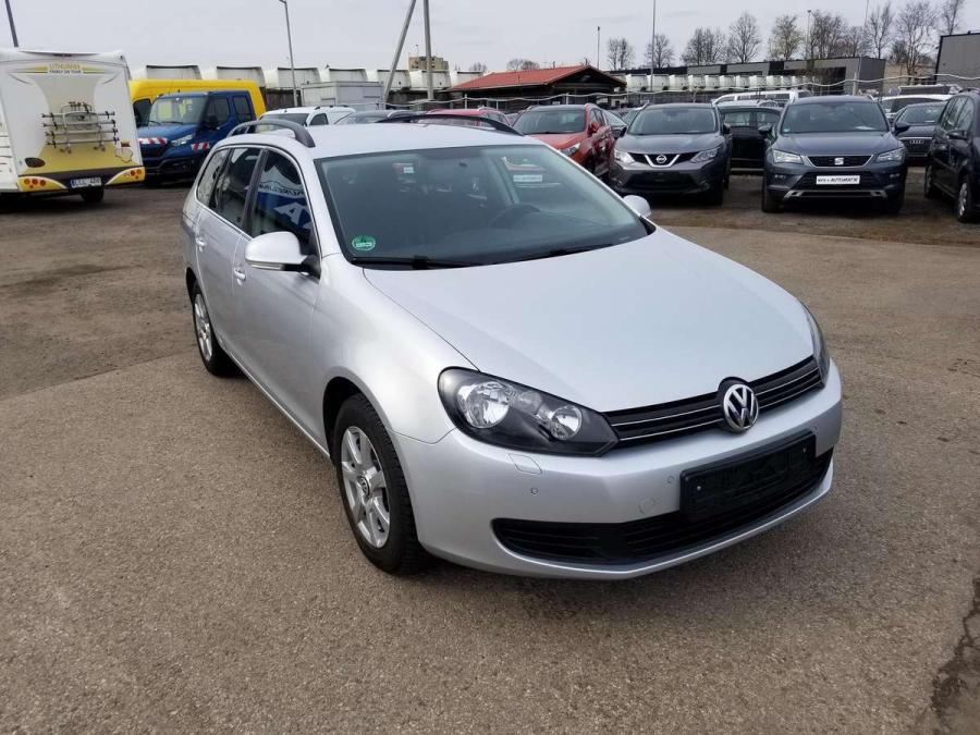 Pelēks Volkswagen Golf 2012 Kauņa, ar dzinēja tilpumu 1.20 L un nobraukumu 190 tūkst. km par 2990 €, foto 6 vietnē AUTOMOTO.COM.LV