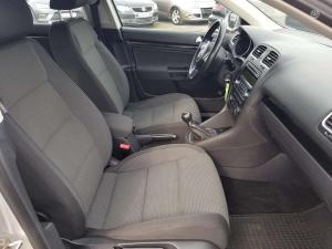 Pelēks Volkswagen Golf 2012 Kauņa, ar dzinēja tilpumu 1.20 L un nobraukumu 190 tūkst. km par 2990 €, foto 13 vietnē AUTOMOTO.COM.LV