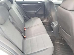 Pelēks Volkswagen Golf 2012 Kauņa, ar dzinēja tilpumu 1.20 L un nobraukumu 190 tūkst. km par 2990 €, foto 19 vietnē AUTOMOTO.COM.LV