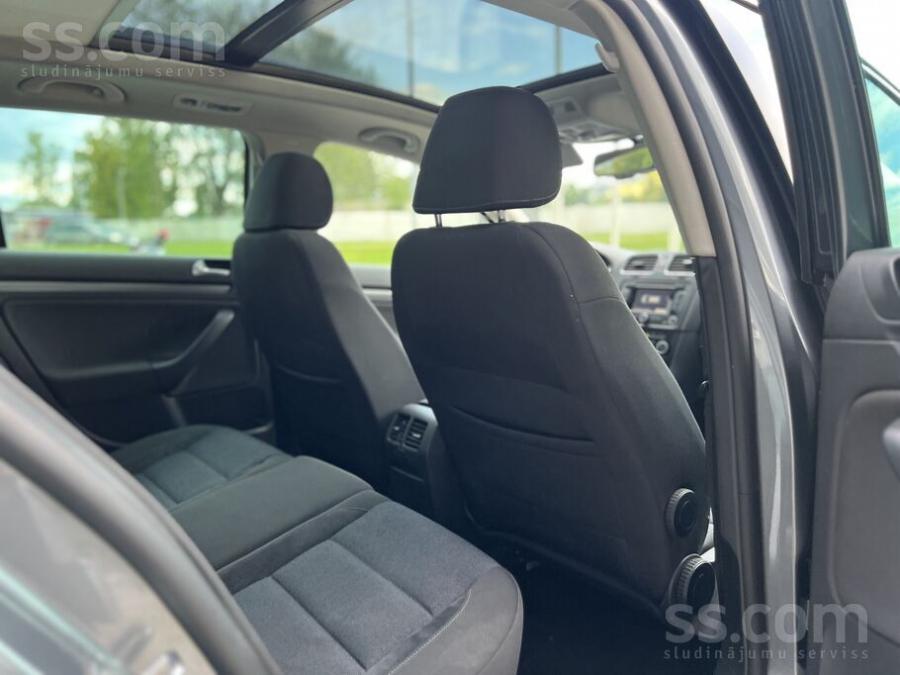 Pelēks Volkswagen Golf 2012 Jēkabpils, ar dzinēja tilpumu 1.40 L un nobraukumu 157 tūkst. km par 5550 €, foto 20 vietnē AUTOMOTO.COM.LV