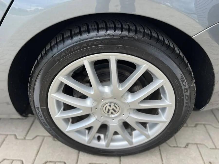 Pelēks Volkswagen Golf 2012 Jēkabpils, ar dzinēja tilpumu 1.40 L un nobraukumu 157 tūkst. km par 5550 €, foto 11 vietnē AUTOMOTO.COM.LV
