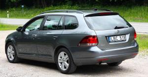 Grey Volkswagen Golf 2012 in Kretinga, with an engine capacity of 1.60 L and mileage of 349 thousand km for 4499 €, photo 11 on AUTOMOTO.COM.LV