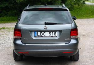 Grey Volkswagen Golf 2012 in Kretinga, with an engine capacity of 1.60 L and mileage of 349 thousand km for 4499 €, photo 14 on AUTOMOTO.COM.LV