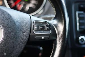 Grey Volkswagen Golf 2012 in Kretinga, with an engine capacity of 1.60 L and mileage of 349 thousand km for 4199 €, photo 29 on AUTOMOTO.COM.LV