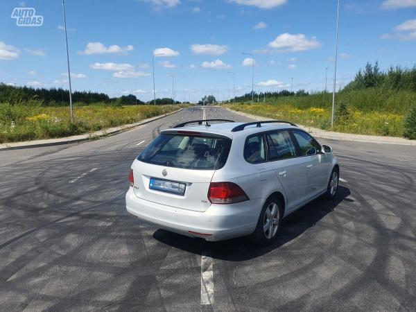Pelēks Volkswagen Golf 2012 Viļņa, ar dzinēja tilpumu 1.60 L un nobraukumu 304 tūkst. km par 3000 €, foto 5 vietnē AUTOMOTO.COM.LV