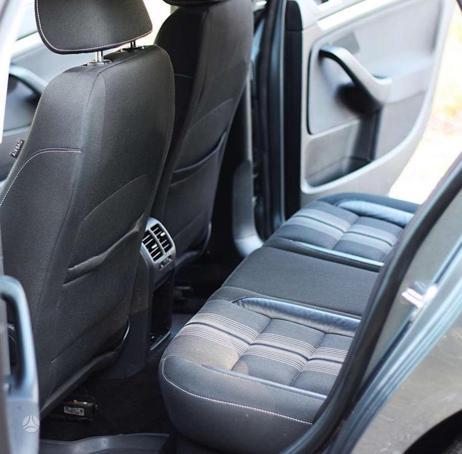 Pelēks Volkswagen Golf 2012 Kretinga, ar dzinēja tilpumu 1.60 L un nobraukumu 349 tūkst. km par 3899 €, foto 23 vietnē AUTOMOTO.COM.LV