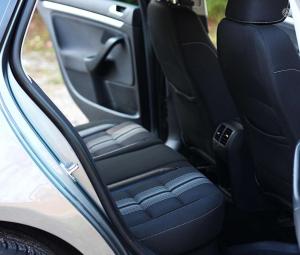 Pelēks Volkswagen Golf 2012 Kretinga, ar dzinēja tilpumu 1.60 L un nobraukumu 349 tūkst. km par 3899 €, foto 24 vietnē AUTOMOTO.COM.LV