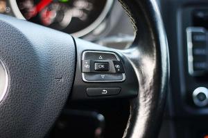 Pelēks Volkswagen Golf 2012 Kretinga, ar dzinēja tilpumu 1.60 L un nobraukumu 349 tūkst. km par 3899 €, foto 29 vietnē AUTOMOTO.COM.LV