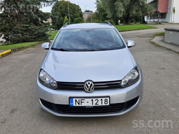 Pelēks Volkswagen Golf 2012 Jēkabpils, ar dzinēja tilpumu 1.60 L un nobraukumu 261 tūkst. km par 3990 €, foto 3 vietnē AUTOMOTO.COM.LV