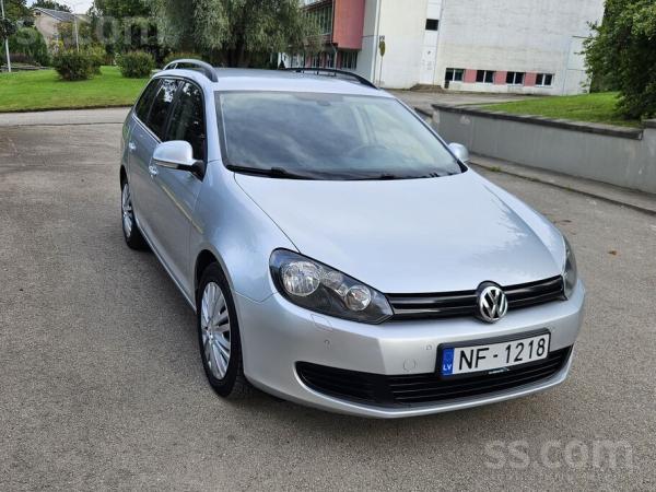Pelēks Volkswagen Golf 2012 Jēkabpils, ar dzinēja tilpumu 1.60 L un nobraukumu 261 tūkst. km par 3990 €, foto 4 vietnē AUTOMOTO.COM.LV