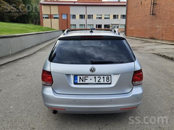Pelēks Volkswagen Golf 2012 Jēkabpils, ar dzinēja tilpumu 1.60 L un nobraukumu 261 tūkst. km par 3990 €, foto 6 vietnē AUTOMOTO.COM.LV