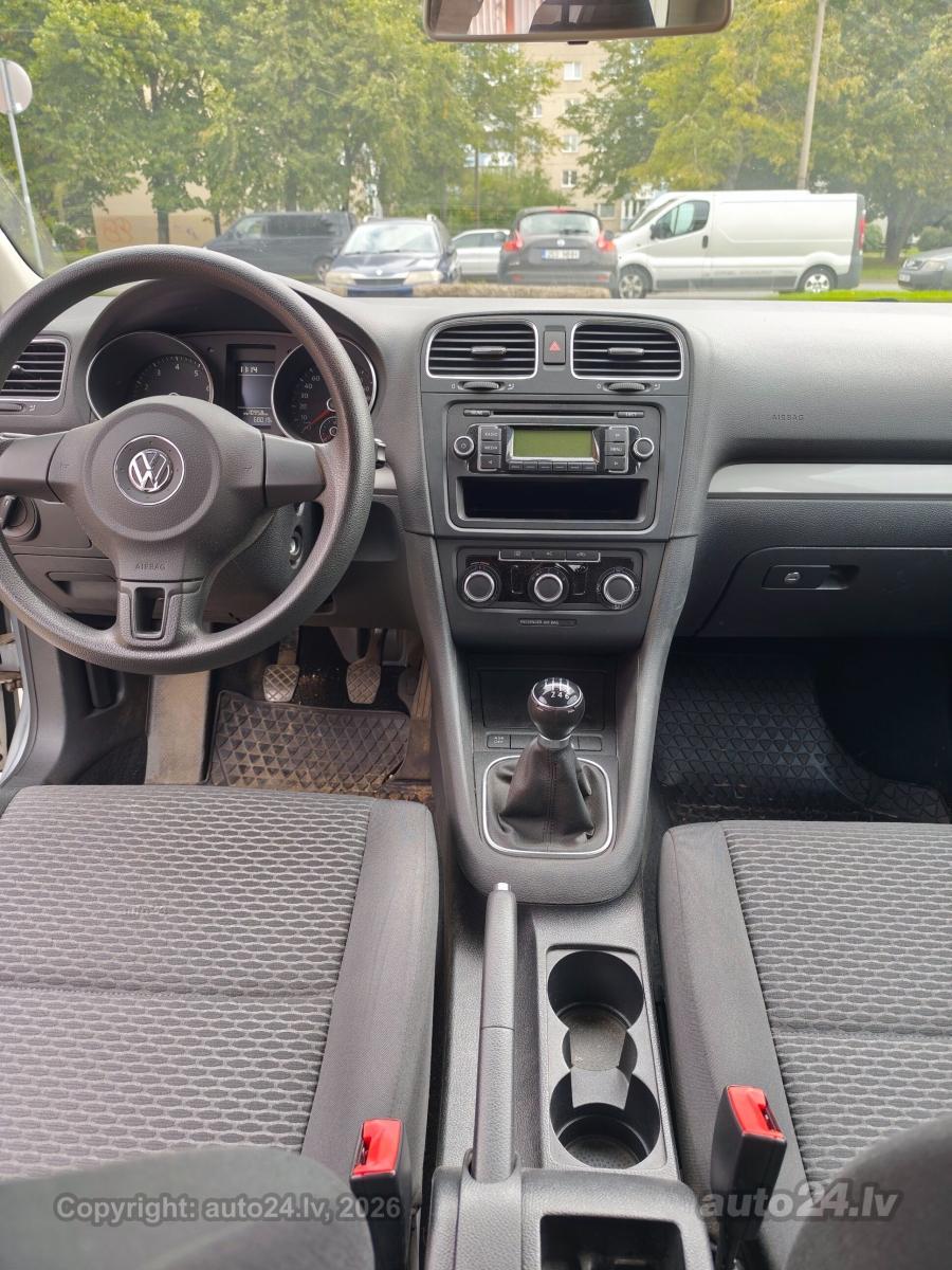 Grey Volkswagen Golf 2012 in Tallinn, with an engine capacity of 1.20 L and mileage of 68 thousand km for 5900 €, photo 6 on AUTOMOTO.COM.LV
