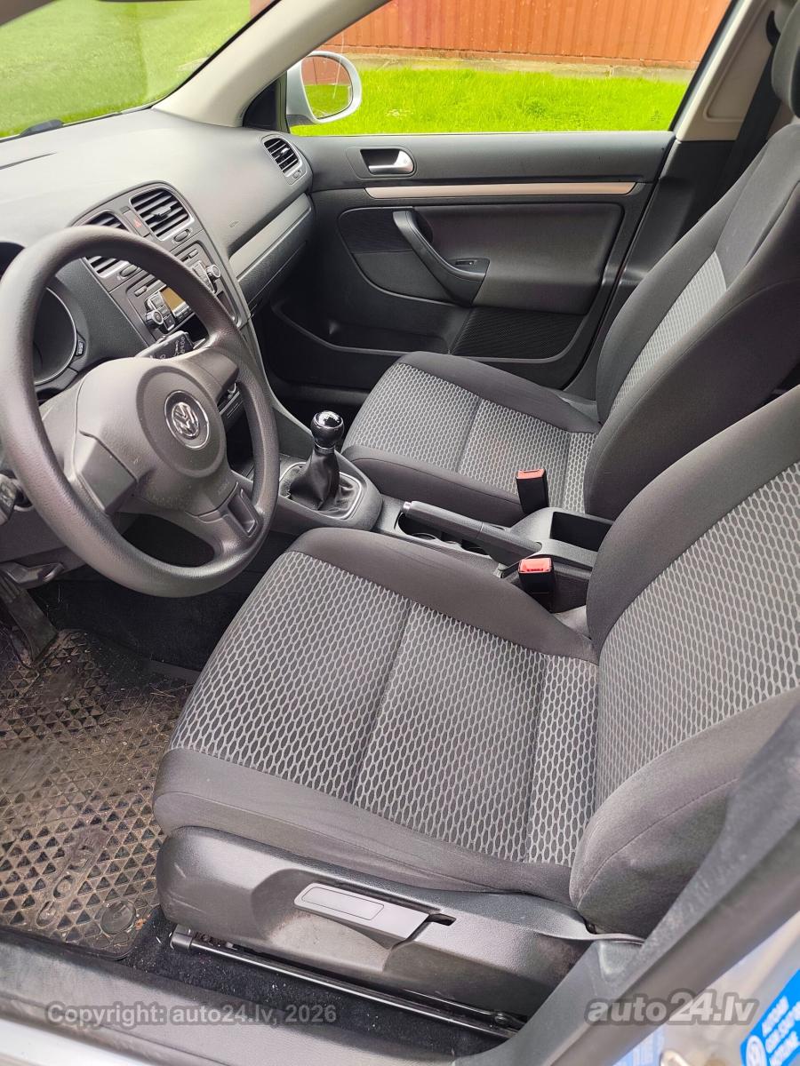 Grey Volkswagen Golf 2012 in Tallinn, with an engine capacity of 1.20 L and mileage of 68 thousand km for 5900 €, photo 8 on AUTOMOTO.COM.LV