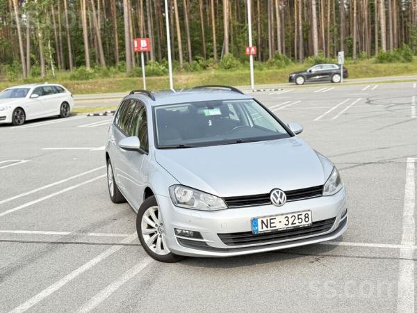 Grey Volkswagen Golf 2013 in Riga, with an engine capacity of 1.60 L and mileage of 0 thousand km for 5400 €, photo 1 on AUTOMOTO.COM.LV