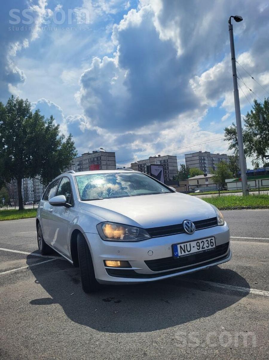 Grey Volkswagen Golf 2013 in Riga, with an engine capacity of 1.60 L and mileage of 418 thousand km for 3950 €, photo 2 on AUTOMOTO.COM.LV